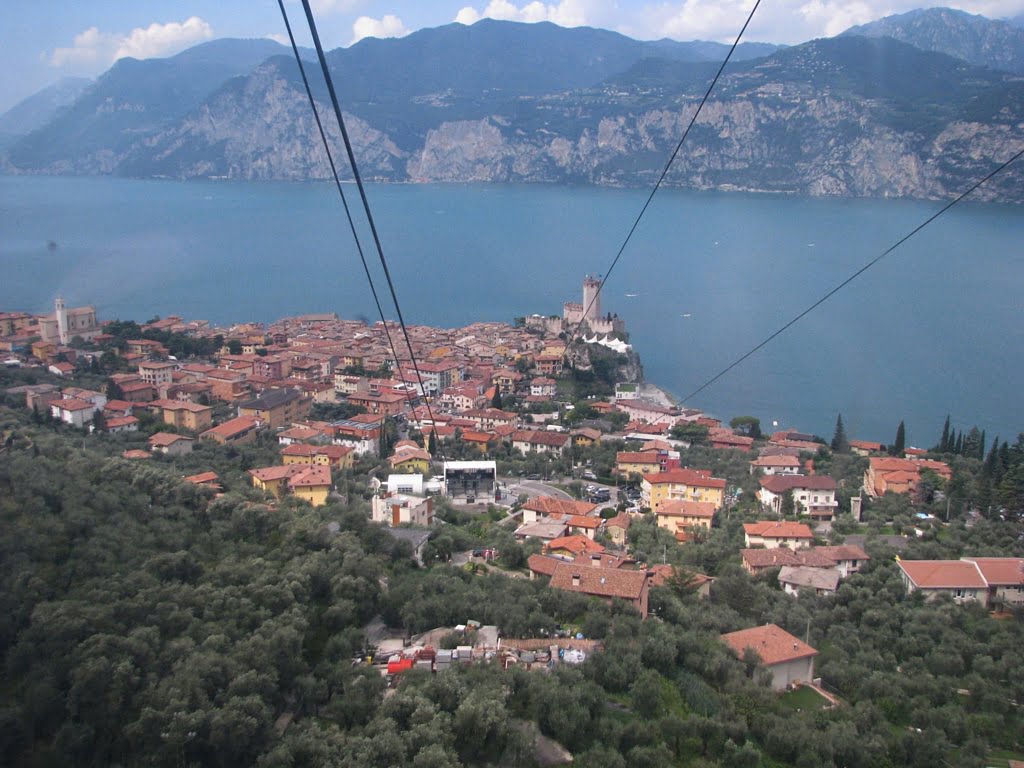 OPERA KARMENA – VERONAS ARĒNĀ, VALPOLIČELLAS UN FRANČAKORTAS VĪNA DĀRZI ...